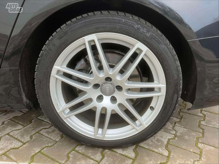 Black Audi A6 2014 in Kaunas, with an engine capacity of 3.00 L and mileage of 177 thousand km for 12900 €, photo 12 on AUTOMOTO.COM.LV