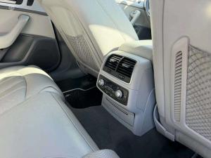 Melns Audi A6 2014 Viļņa, ar dzinēja tilpumu 2.97 L un nobraukumu 284 tūkst. km par 9400 €, foto 17 vietnē AUTOMOTO.COM.LV