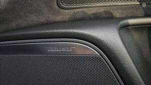 Black Audi A6 2014 in Panevezys, with an engine capacity of 2.97 L and mileage of 327 thousand km for 10999 €, photo 26 on AUTOMOTO.COM.LV