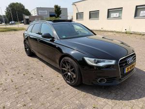 Black Audi A6 2014 in Panevezys, with an engine capacity of 2.97 L and mileage of 327 thousand km for 10999 €, photo 38 on AUTOMOTO.COM.LV
