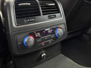 Black Audi A6 2014 in Vilnius, with an engine capacity of 1.97 L and mileage of 365 thousand km for 6900 €, photo 24 on AUTOMOTO.COM.LV