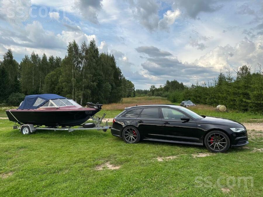 Black Audi A6 2015 in Riga, with an engine capacity of 3.00 L and mileage of 310 thousand km for 14900 €, photo 2 on AUTOMOTO.COM.LV