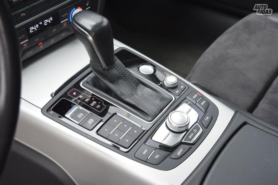 Melns Audi A6 2015 Viļņa, ar dzinēja tilpumu 2.00 L un nobraukumu 266 tūkst. km par 12900 €, foto 17 vietnē AUTOMOTO.COM.LV