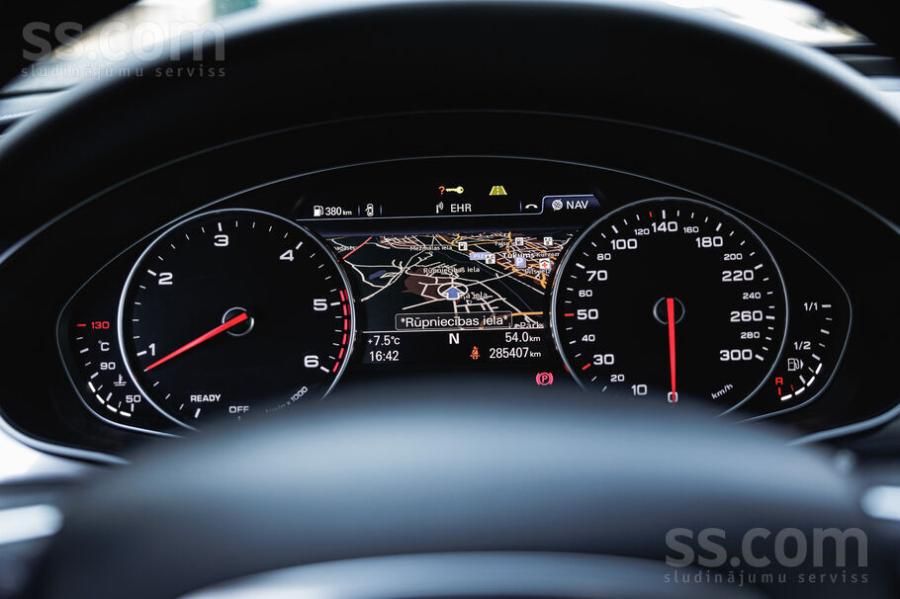 Black Audi A6 2015 in Tukums, with an engine capacity of 3.00 L and mileage of 286 thousand km for 12600 €, photo 15 on AUTOMOTO.COM.LV