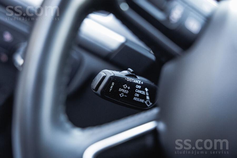 Black Audi A6 2015 in Tukums, with an engine capacity of 3.00 L and mileage of 286 thousand km for 12600 €, photo 17 on AUTOMOTO.COM.LV