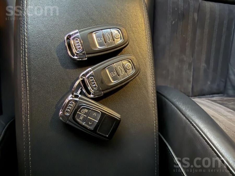 Black Audi A6 2015 in Riga, with an engine capacity of 3.00 L and mileage of 246 thousand km for 12500 €, photo 15 on AUTOMOTO.COM.LV