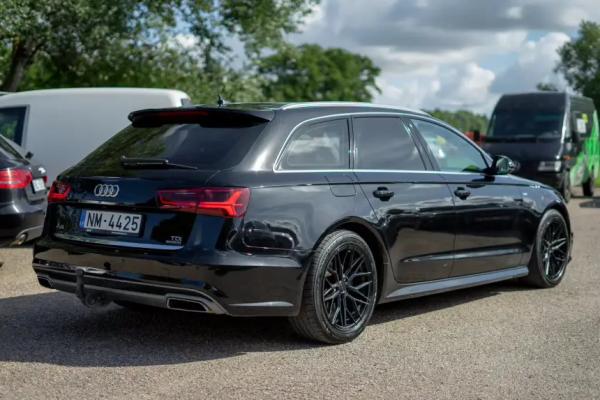 Black Audi A6 2015 in Liepaja, with an engine capacity of 2.00 L and mileage of 254 thousand km for 17900 €, photo 4 on AUTOMOTO.COM.LV