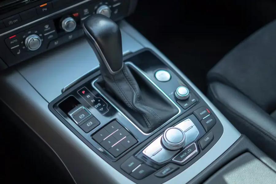 Melns Audi A6 2015 Liepāja, ar dzinēja tilpumu 2.00 L un nobraukumu 254 tūkst. km par 17900 €, foto 16 vietnē AUTOMOTO.COM.LV