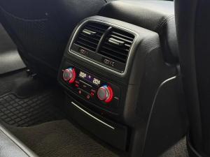 Black Audi A6 2015 in Rezekne, with an engine capacity of 3.00 L and mileage of 359 thousand km for 10490 €, photo 16 on AUTOMOTO.COM.LV