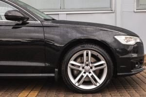 Black Audi A6 2015 in Ventspils, with an engine capacity of 3.00 L and mileage of 296 thousand km for 12150 €, photo 10 on AUTOMOTO.COM.LV