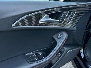 Melns Audi A6 2015 Viļņa, ar dzinēja tilpumu 2.97 L un nobraukumu 300 tūkst. km par 17999 €, foto 32 vietnē AUTOMOTO.COM.LV