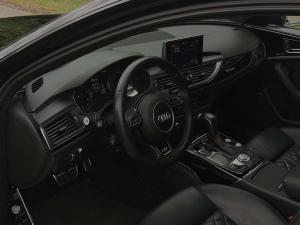 Black Audi A6 2015 in Vilnius, with an engine capacity of 2.97 L and mileage of 249 thousand km for 18450 €, photo 8 on AUTOMOTO.COM.LV
