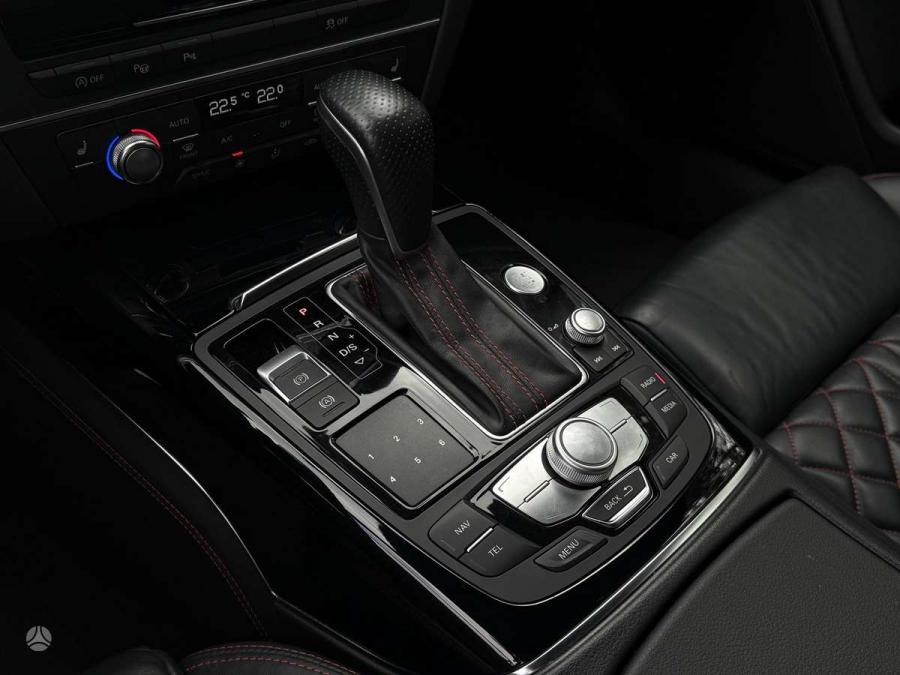 Black Audi A6 2015 in Vilnius, with an engine capacity of 2.97 L and mileage of 249 thousand km for 18450 €, photo 14 on AUTOMOTO.COM.LV
