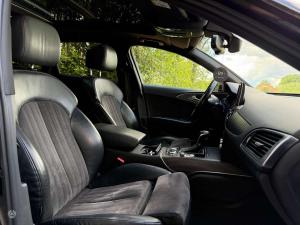 Black Audi A6 2015 in Utena, with an engine capacity of 1.97 L and mileage of 271 thousand km for 15350 €, photo 16 on AUTOMOTO.COM.LV