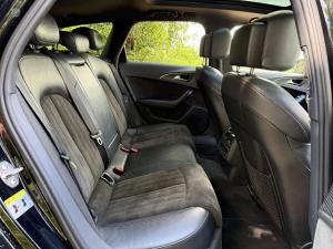 Black Audi A6 2015 in Utena, with an engine capacity of 1.97 L and mileage of 271 thousand km for 15350 €, photo 18 on AUTOMOTO.COM.LV
