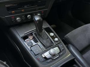 Black Audi A6 2015 in Utena, with an engine capacity of 1.97 L and mileage of 271 thousand km for 15350 €, photo 22 on AUTOMOTO.COM.LV