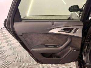 Black Audi A6 2015 in Marijampole, with an engine capacity of 2.97 L and mileage of 244 thousand km for 18950 €, photo 21 on AUTOMOTO.COM.LV