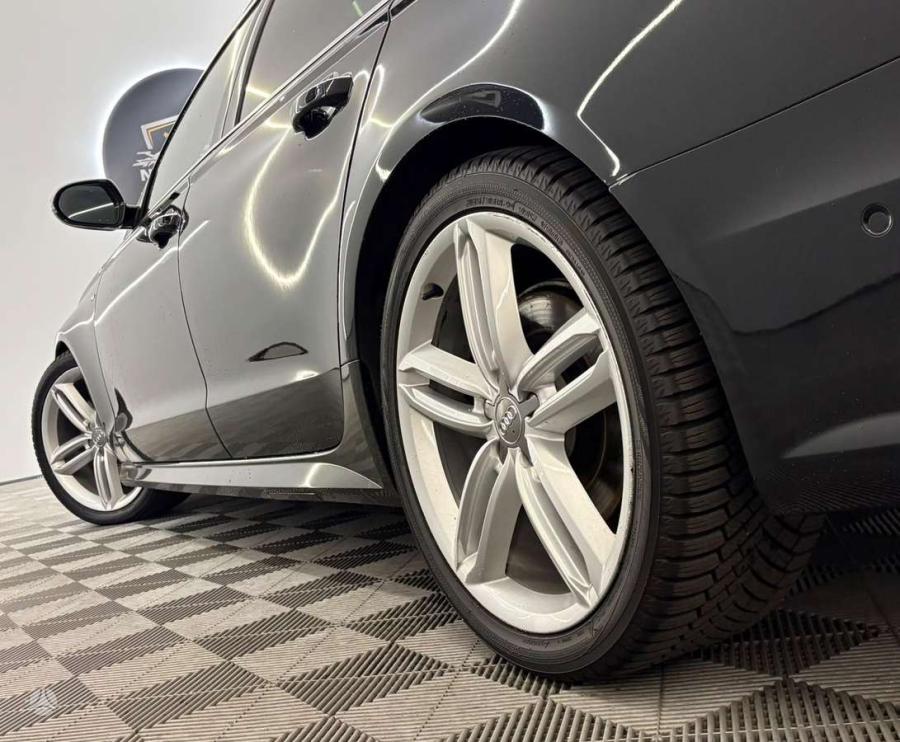 Black Audi A6 2015 in Marijampole, with an engine capacity of 2.97 L and mileage of 244 thousand km for 18950 €, photo 25 on AUTOMOTO.COM.LV
