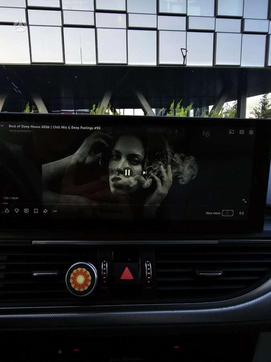 Black Audi A6 2015 in Vilnius, with an engine capacity of 1.97 L and mileage of 210 thousand km for 14450 €, photo 15 on AUTOMOTO.COM.LV
