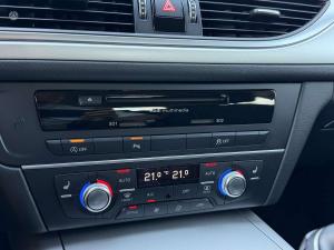 Black Audi A6 2015 in Utena, with an engine capacity of 1.97 L and mileage of 299 thousand km for 10750 €, photo 27 on AUTOMOTO.COM.LV