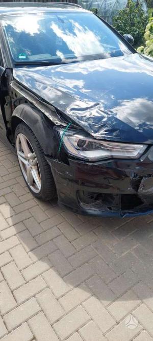 Black Audi A6 2015 in Vilnius, with an engine capacity of 1.97 L and mileage of 197 thousand km for 7000 €, photo 9 on AUTOMOTO.COM.LV