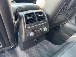 Black Audi A6 2015 in Telschi, with an engine capacity of 1.97 L and mileage of 226 thousand km for 13500 €, photo 24 on AUTOMOTO.COM.LV