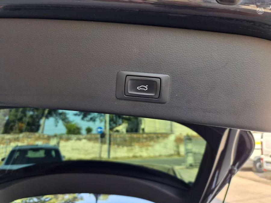 Black Audi A6 2015 in Kaunas, with an engine capacity of 1.97 L and mileage of 295 thousand km for 10750 €, photo 13 on AUTOMOTO.COM.LV