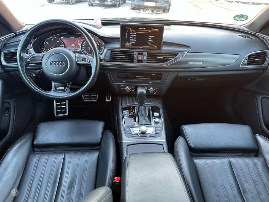 Black Audi A6 2016 in Vilnius, with an engine capacity of 2.97 L and mileage of 291 thousand km for 15500 €, photo 15 on AUTOMOTO.COM.LV