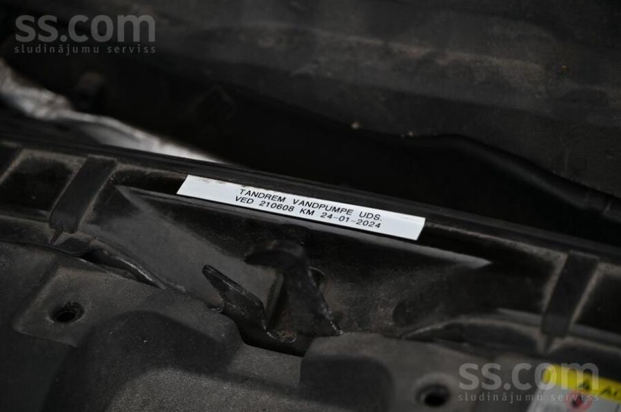 Black Audi A6 2016 in Jelgava, with an engine capacity of 2.00 L and mileage of 255 thousand km for 12000 €, photo 26 on AUTOMOTO.COM.LV