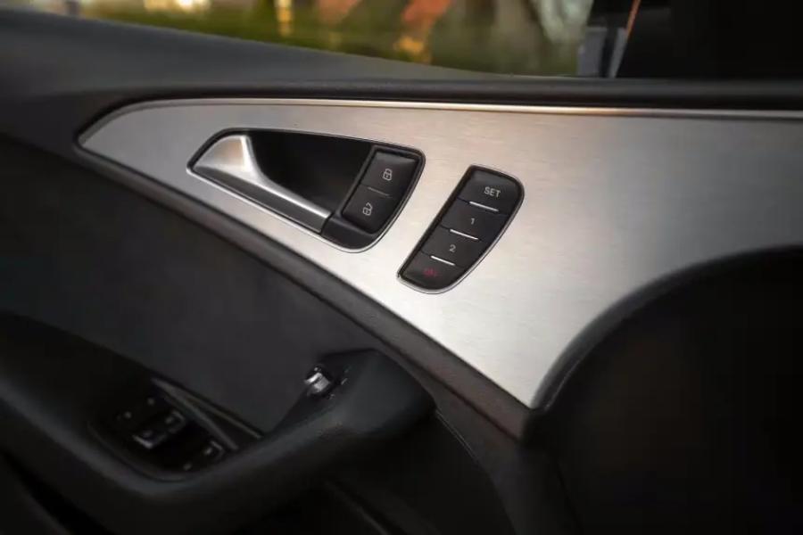 Melns Audi A6 2016 Jelgava, ar dzinēja tilpumu 3.00 L un nobraukumu 183 tūkst. km par 20400 €, foto 11 vietnē AUTOMOTO.COM.LV