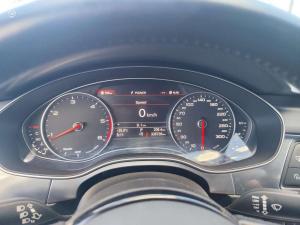 Black Audi A6 2016 in Siauliai, with an engine capacity of 2.00 L and mileage of 336 thousand km for 9750 €, photo 15 on AUTOMOTO.COM.LV