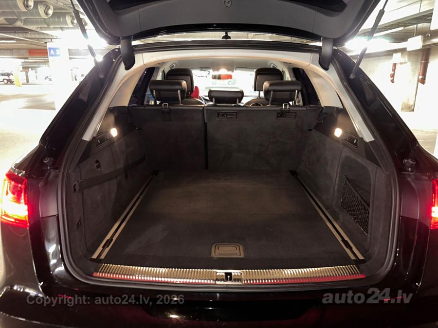 Black Audi A6 2016 in Tallinn, with an engine capacity of 2.00 L and mileage of 298 thousand km for 13500 €, photo 14 on AUTOMOTO.COM.LV