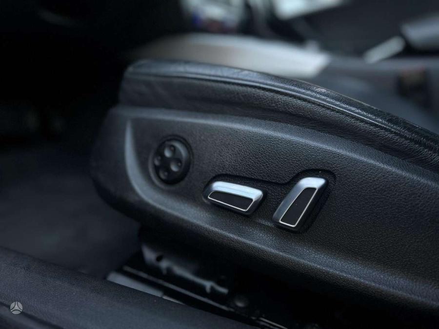Black Audi A6 2016 in Klaipeda, with an engine capacity of 1.97 L and mileage of 280 thousand km for 15750 €, photo 13 on AUTOMOTO.COM.LV
