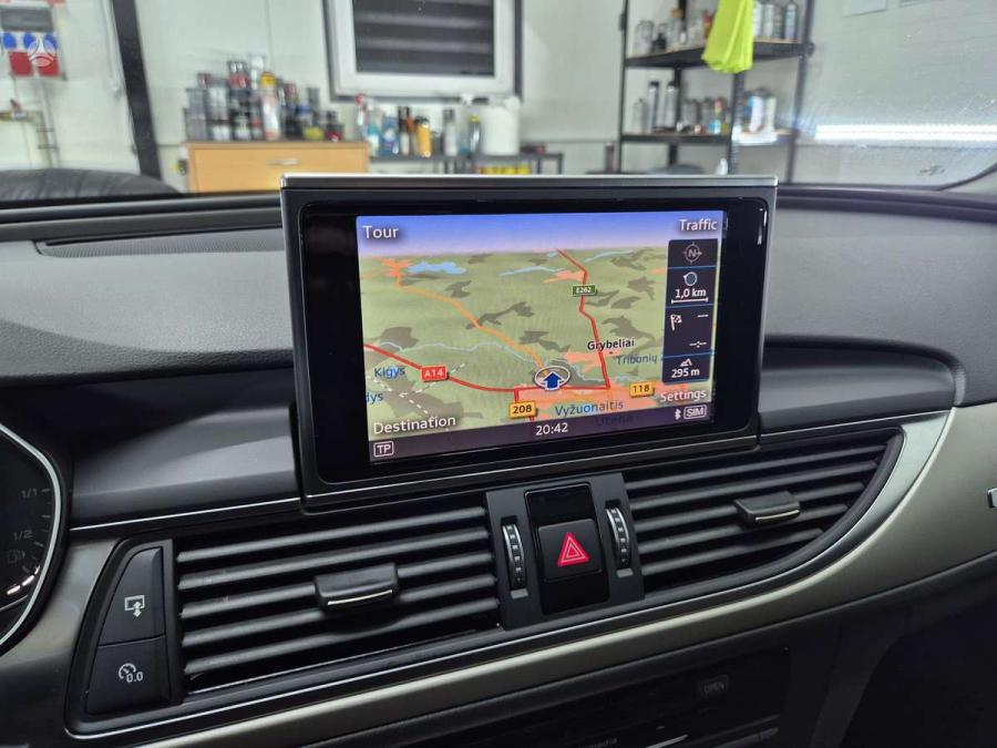 Black Audi A6 2016 in Utena, with an engine capacity of 1.97 L and mileage of 280 thousand km for 13990 €, photo 17 on AUTOMOTO.COM.LV