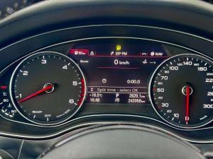Black Audi A6 2016 in Kretinga, with an engine capacity of 2.97 L and mileage of 242 thousand km for 14000 €, photo 24 on AUTOMOTO.COM.LV