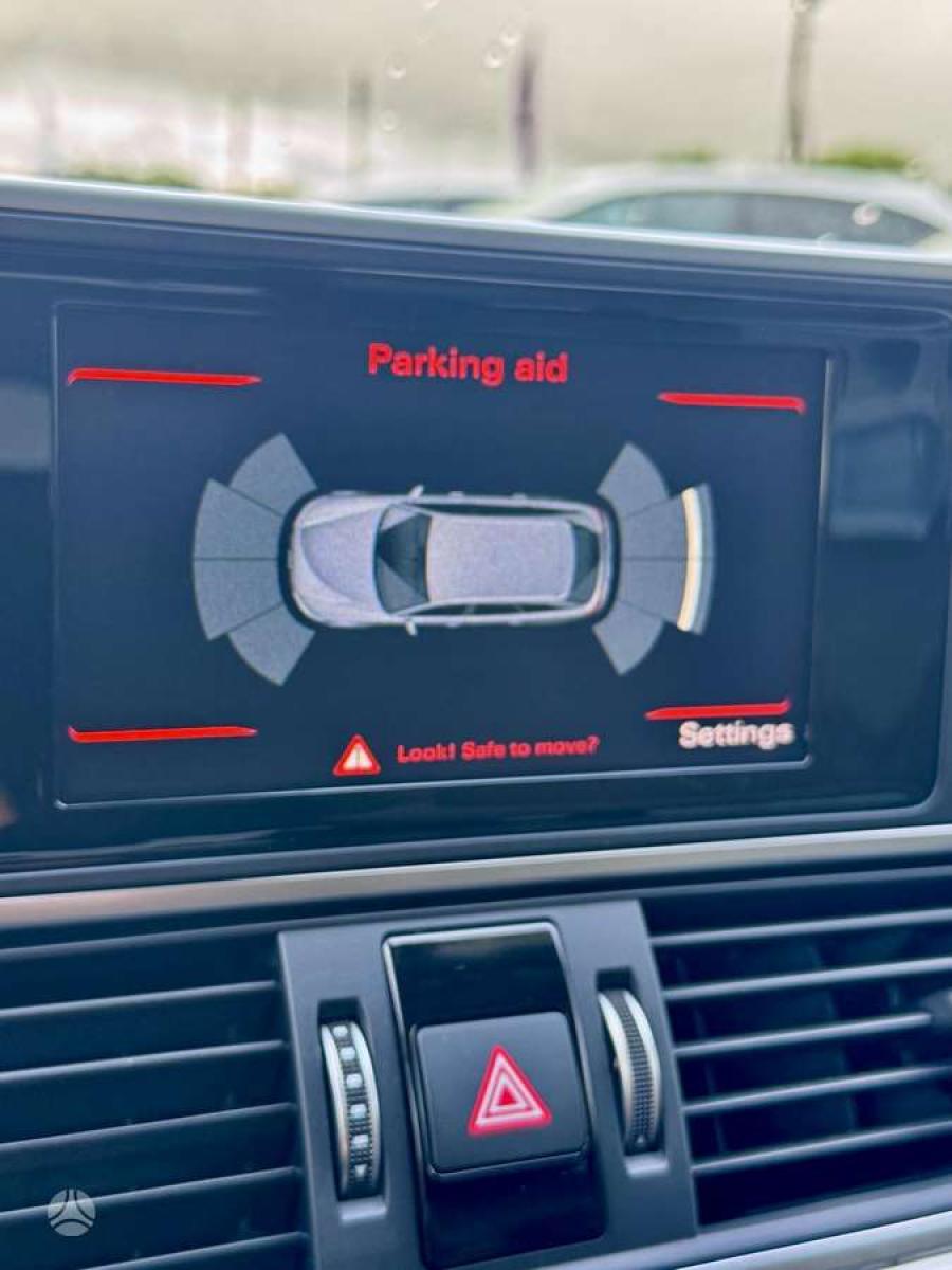 Black Audi A6 2016 in Kretinga, with an engine capacity of 2.97 L and mileage of 242 thousand km for 14000 €, photo 29 on AUTOMOTO.COM.LV