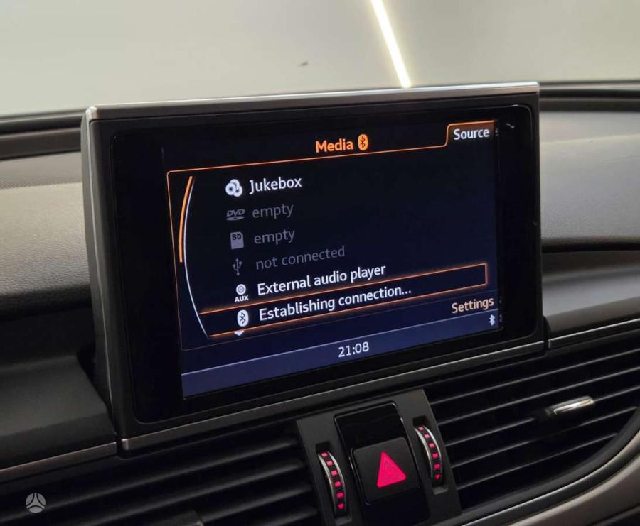 Black Audi A6 2016 in Marijampole, with an engine capacity of 1.97 L and mileage of 292 thousand km for 14999 €, photo 24 on AUTOMOTO.COM.LV