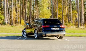 Black Audi A6 2016 in Riga, with an engine capacity of 3.00 L and mileage of 250 thousand km for 14990 €, photo 9 on AUTOMOTO.COM.LV