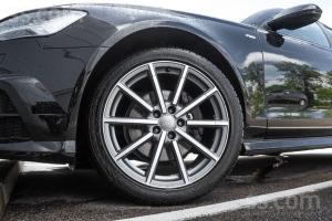 Black Audi A6 2017 in Riga, with an engine capacity of 2.00 L and mileage of 232 thousand km for 14990 €, photo 10 on AUTOMOTO.COM.LV