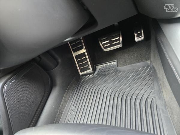 Black Audi A6 2017 in Kaunas, with an engine capacity of 3.00 L and mileage of 191 thousand km for 13200 €, photo 6 on AUTOMOTO.COM.LV