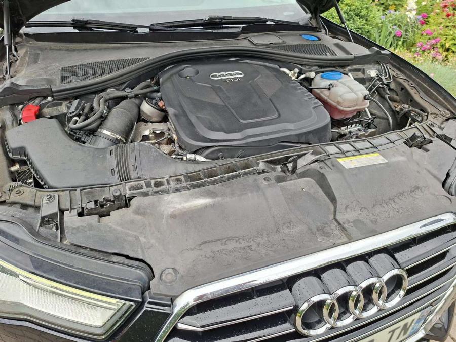 Black Audi A6 2017 in Vilnius, with an engine capacity of 1.97 L and mileage of 289 thousand km for 12150 €, photo 22 on AUTOMOTO.COM.LV