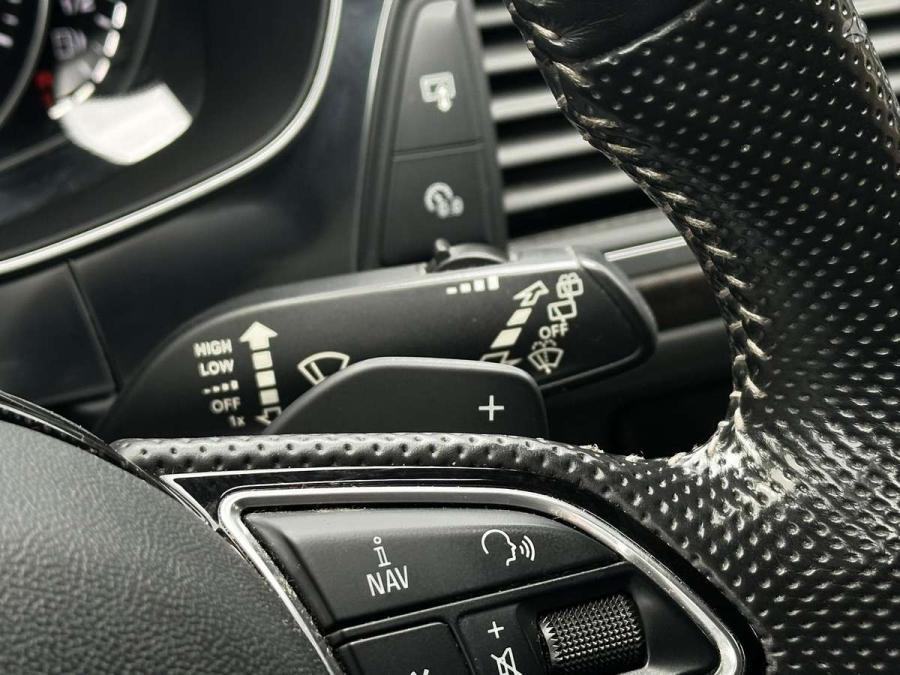 Melns Audi A6 2017 Viļņa, ar dzinēja tilpumu 2.97 L un nobraukumu 220 tūkst. km par 18350 €, foto 30 vietnē AUTOMOTO.COM.LV