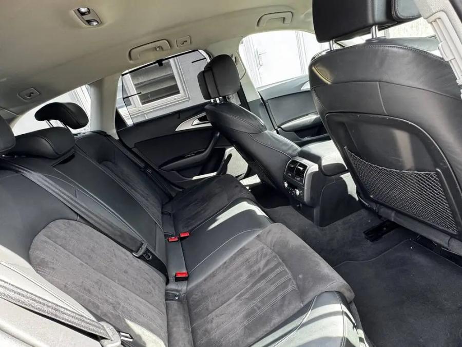 Black Audi A6 2017 in Daugavpils, with an engine capacity of 3.00 L and mileage of 238 thousand km for 15900 €, photo 21 on AUTOMOTO.COM.LV