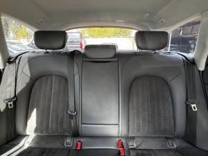 Black Audi A6 2017 in Daugavpils, with an engine capacity of 3.00 L and mileage of 238 thousand km for 15900 €, photo 35 on AUTOMOTO.COM.LV