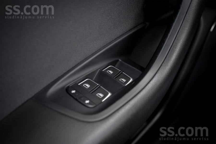 Black Audi A6 2017 in Talsi, with an engine capacity of 3.00 L and mileage of 233 thousand km for 14950 €, photo 14 on AUTOMOTO.COM.LV