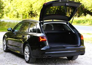 Black Audi A6 2018 in Petrikaiciai, with an engine capacity of 3.00 L and mileage of 213 thousand km for 15500 €, photo 29 on AUTOMOTO.COM.LV