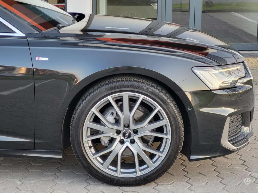 Black Audi A6 2018 in Vilnius, with an engine capacity of 1.97 L and mileage of 286 thousand km for 19950 €, photo 12 on AUTOMOTO.COM.LV