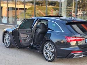 Black Audi A6 2018 in Vilnius, with an engine capacity of 1.97 L and mileage of 286 thousand km for 19950 €, photo 15 on AUTOMOTO.COM.LV