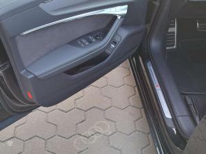 Black Audi A6 2018 in Vilnius, with an engine capacity of 1.97 L and mileage of 286 thousand km for 19950 €, photo 40 on AUTOMOTO.COM.LV