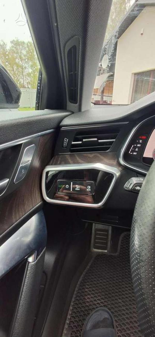 Black Audi A6 2018 in Pasvalys, with an engine capacity of 2.97 L and mileage of 338 thousand km for 18500 €, photo 9 on AUTOMOTO.COM.LV